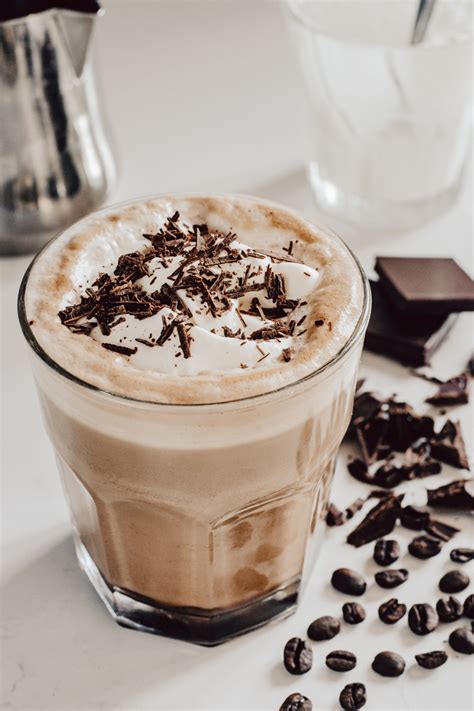 How To Make A Mocha With Instant Coffee And Hot Chocolate At Lucas