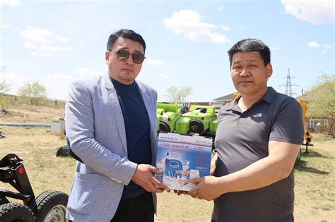 Дархан Уул МАЛ ЭМНЭЛГИЙН ГАЗАРТ МЭГ Т 13 НЭР ТӨРЛИЙН 100 ГАРУЙ САЯ ТӨГРӨГИЙН БАГАЖ