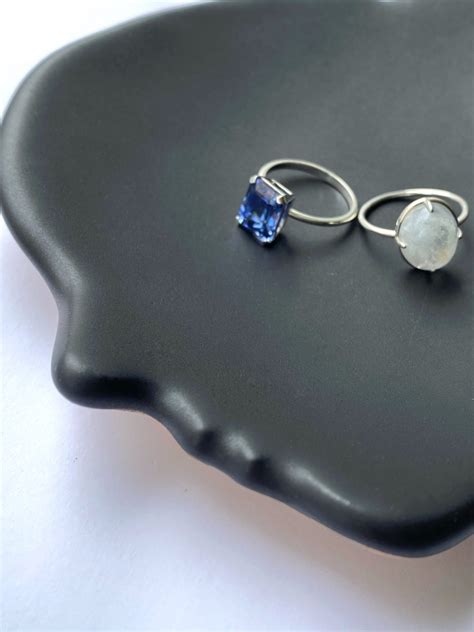 Підставка для прикрас «Жіночий профіль