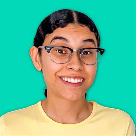 Jenny Hoyos Jennyhoyos Snapchat Stories Spotlight And Lenses