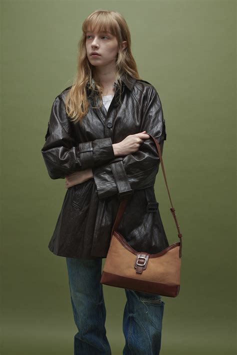 클래식과 모던의 아름다운 조화 감도 깊은 취향 셀렉트샵 29cm