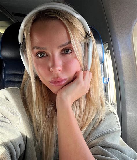 Taylor Brumann Bio Age Height Wiki All Models Bio