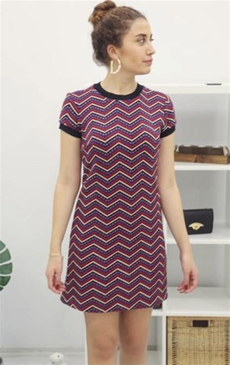 Zara сукня — ціна 390 грн у каталозі Короткі сукні Купити жіночі речі за доступною ціною на Шафі