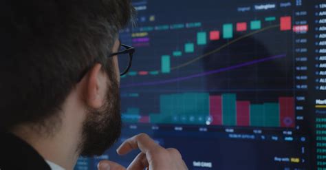 Vídeo Profissional Gratuito De Analisando Análise Análises