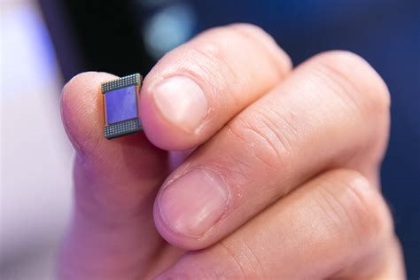 Intel And Arm Announce Major Collaboration For 10nm Hpm And 22nm Finfet Will Allow Next Gen