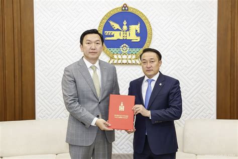 Төсвийн тогтвортой байдлын тухай хуульд нэмэлт оруулах тухай хуулийн төслийг өргөн мэдүүллээ