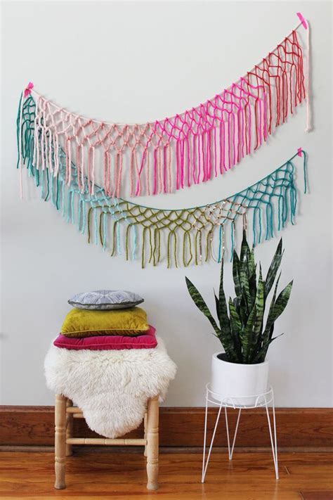 Beginner DIY Macrame Craft Project Ideas That Are Easy And Fun