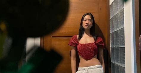 รวมรูปภาพของ ออกแบบ ชุติมณฑน์ กับทรงผมล่าสุด เห็นแล้วอยากตัดตาม รูปที่ 12 จาก 38