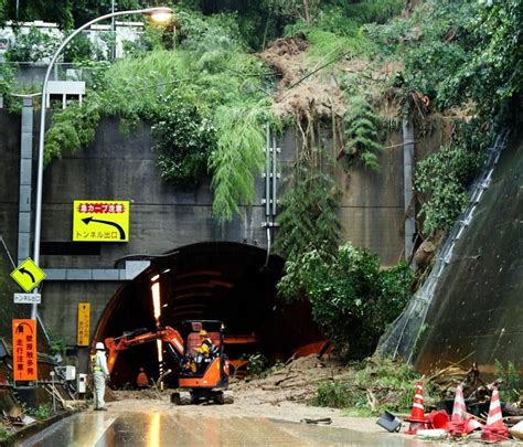 神戸新聞next｜映像・写真｜写真集｜記録的大雨、県内各地で被害記録的大雨、県内各地で被害（1）
