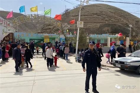 【我为群众办实事】会宁公安“护学岗”常“站”不懈澎湃号·政务澎湃新闻 The Paper