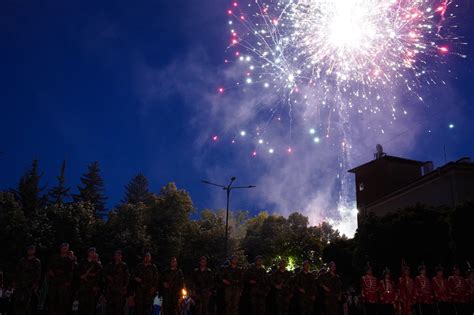 С тържествена проверка заря формирования от СКСО и гвардейски ученически блок се включиха в