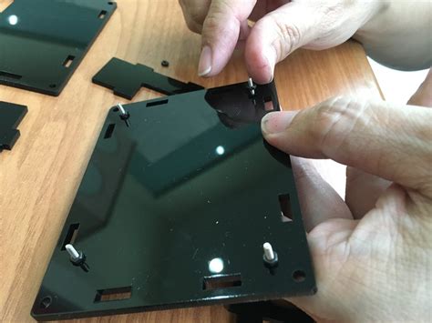 Samytronix Pi Diy Raspberry Pi Desktop Computer With Accessible Gpio 13 Steps With