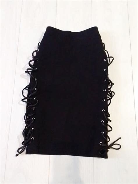 Юбка — ціна 200 грн у каталозі Міді спідниці Купити жіночі речі за доступною ціною на Шафі