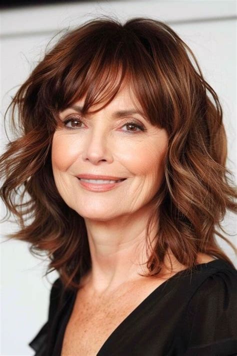 34 Stunning Medium Length Hairstyles For Women Over 60 The Hairstyle