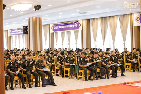 នាយឧត្តមសេនីយ៍ ម៉ៅ សុផាន់ ៖ “ ការអនុវត្តផែនការកំណែទម្រង់កងទ័ពជើងគោក នៅតែបន្តទៅមុខ និងមិនដកថយឡើយ