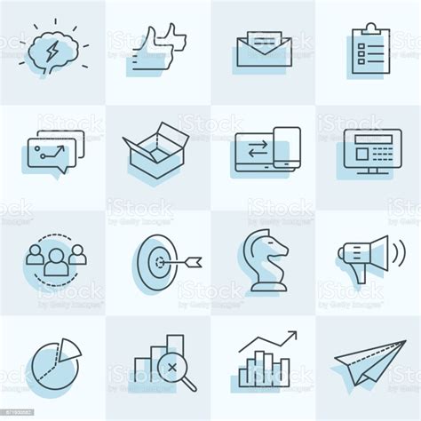 디지털 마케팅 아이콘 설정 전략 대상 소셜 미디어 등을 포함 하 여 고객 참여에 대한 스톡 벡터 아트 및 기타 이미지 고객