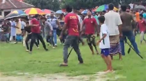 Bangladesh Times মেহেরপুরে ফুটবল খেলা দেখতে গিয়ে দুই পক্ষের সংঘর্ষে আহত ৩