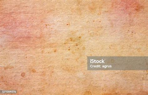 흰색 배경에 고립 된 오래된 갈색 그런지 종이의 질감배경 0명에 대한 스톡 사진 및 기타 이미지 0명 갈색 거친 Istock