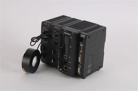 Keyence Xg 7701 Multi Camera Imaging System W 2x Ca Dc21e Led Illumin