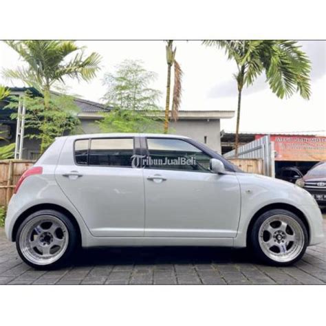 Suzuki Swift Manual 2008 Warna Putih Barang Bagus Tangan Pertama Siapa