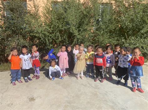 Дунд бүлэг Facebook