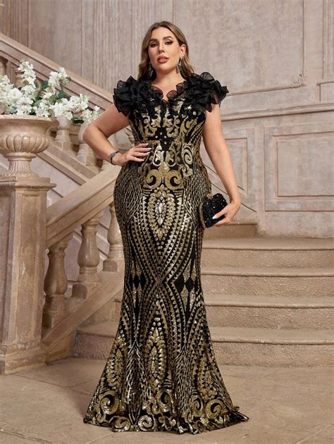 Shein Belle Plus Size Champagnekleurige Luxe Court Pailletten Geplooide Lange Staart Elegante