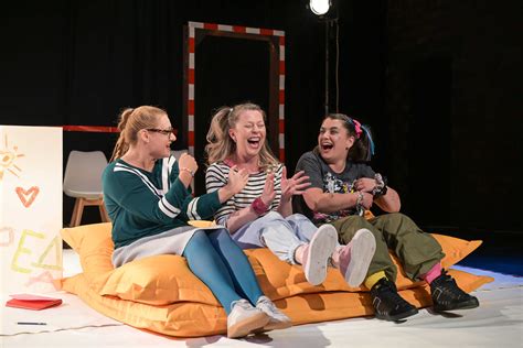 „На гости кај Кате и Фреда“ нова детска претстава на Бабец театар Kultura24