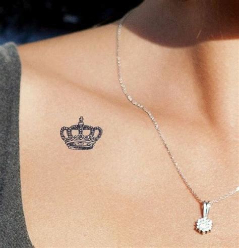 Маленькая тату корона Тату корона на руке шее ноге запястье с буквой на пальце Что