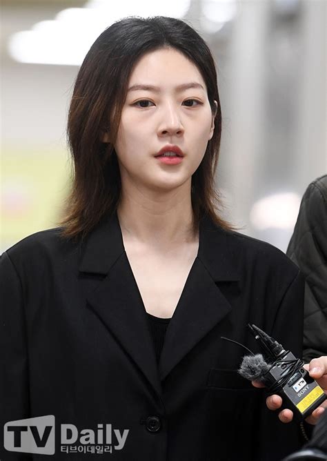 음주운전 김새론 사냥개들 등장 여론 설왕설래 [이슈and톡]