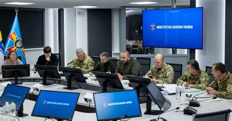 Міноборони Робоча група з будівництва фортифікаційних споруд Цензор НЕТ