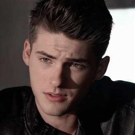 𝐓𝐡𝐞𝐨 𝐑𝐚𝐞𝐤𝐞𝐧 Cody Christian Teen Wolf Cast Wolf Character