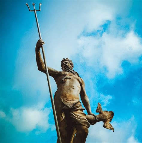 Да живееш с мъж от зодия Водолей —