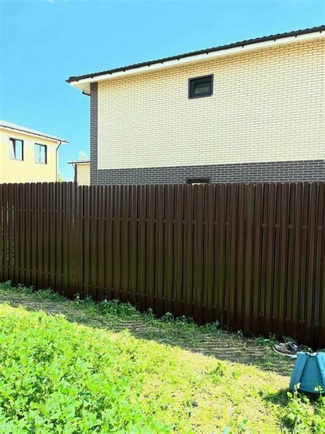 Евроштакетник двухсторонний М-образный 0,45 мм 100х2000 мм коричневый ...