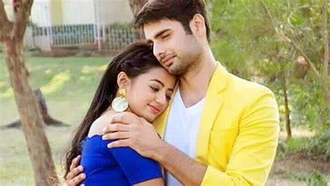 কিউট গার্লস গুন্ডা বয়