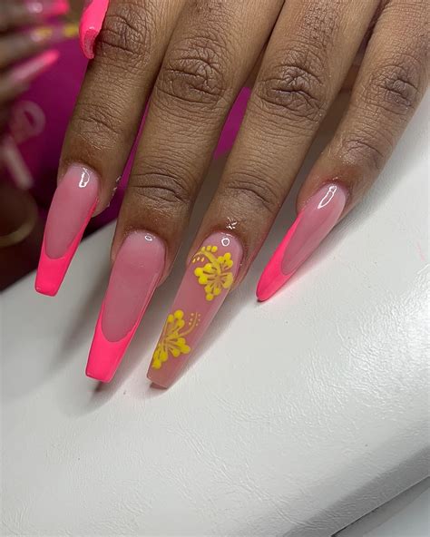 Denae Dionne Thenaelparlour • Instagram Photos And Videos
