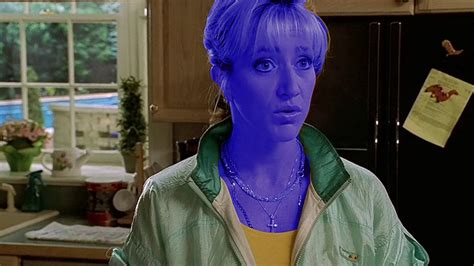 Avatar 2 Star Edie Falco Thought The Movie Released Years Ago