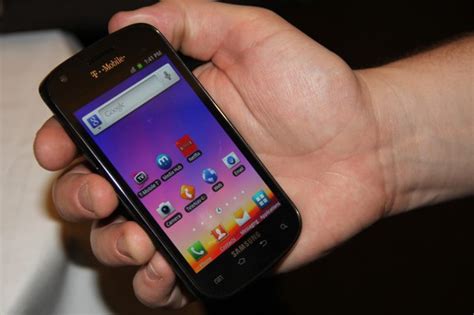 Smartphone Pin Tr U Nh T Qu I