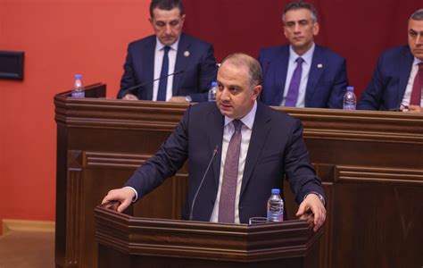 ირაკლი ჩიქოვანი 2025 წელს სამხედროების ხელფასები კიდევ 10 ით გაიზრდება Gmas Ge