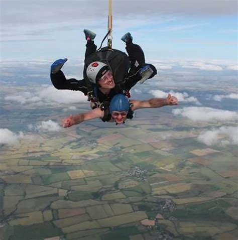 Watch Naked Daredevil Skydive As Nature Intended Naked From 10 000 Feet