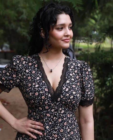 Ritika Singh Aka Ritika Mohan Singh Photos Stills And Images