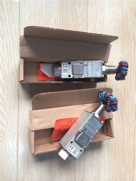 Products CCS Switch CCS Temperature Switch Xian Ao Xin Automation Instrument Co Ltd