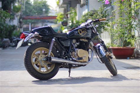 Yamaha Xs400 Cafe Racer Motorcycle