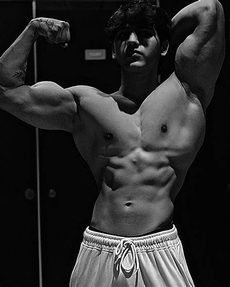 Aditya Misra Adityaalifts • Instagram Photos And Videos