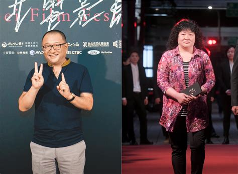 大象席地而坐導演胡波母親打臉王小帥 痛訴兒子因他而死 華人星光 中時新聞網