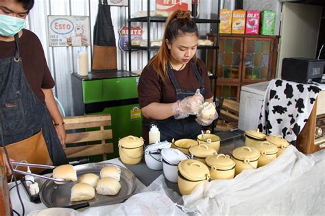 ปังพระนคร ปังปิ้งเตาถ่าน หอม อร่อย ไส้พูนๆ