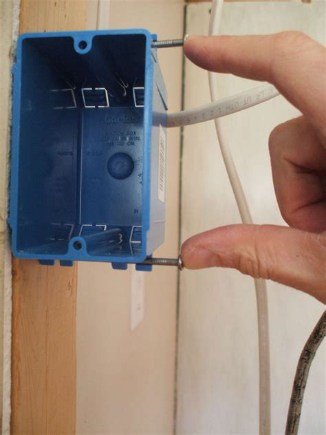 How To Mount Electrical Box In Drywall Wiring Work