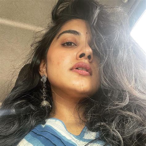 Nivetha Thomas Rhottamilcelebs