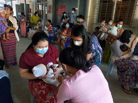 တောင်ဥက္ကလာပမြို့နယ်တွင် ကလေးငယ်များအား ပုံမှန်ကာကွယ်ဆေး ထိုးနှံတိုက်က