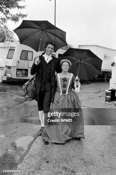 Washington Miniseries Photos And Premium High Res Pictures Getty Images