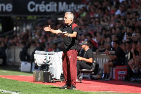 Ligue 1 Clermont Foot Fc Metz Les Compos Officielles